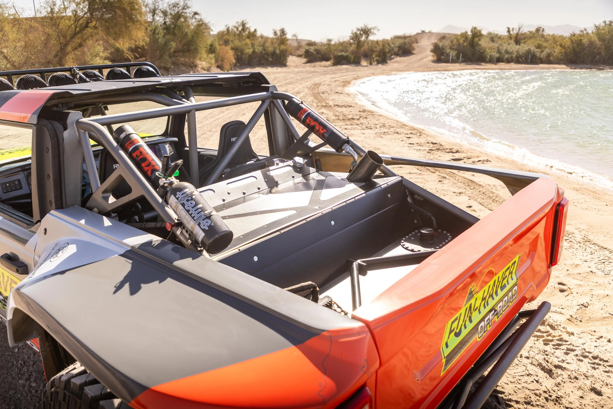 Introducing El Bandito: 1,000 Horsepower Ford Bronco Baja Runner [Video ...