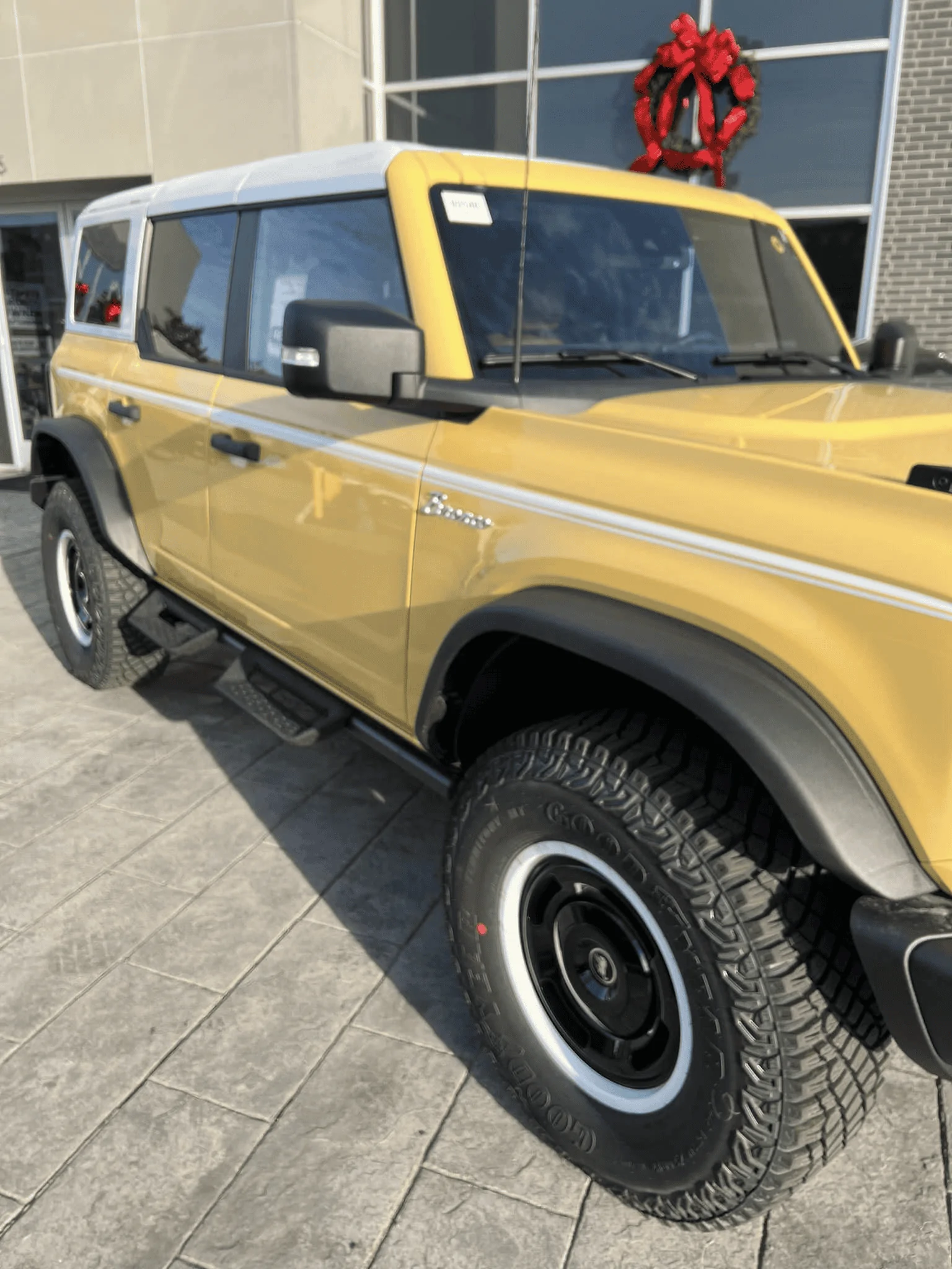 Yellowstone Bronco Heritage Limited dealer pictures for those anxiously ...