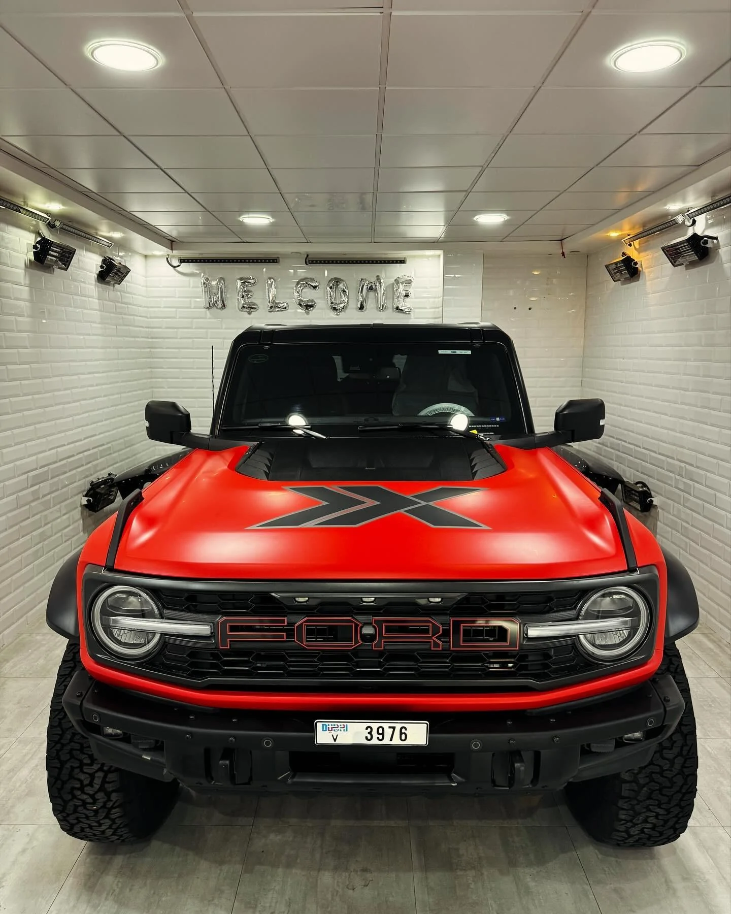 Dubai Bronco Raptor Delivered & Gets Custom Wrap w/ Graphics | Bronco6G ...