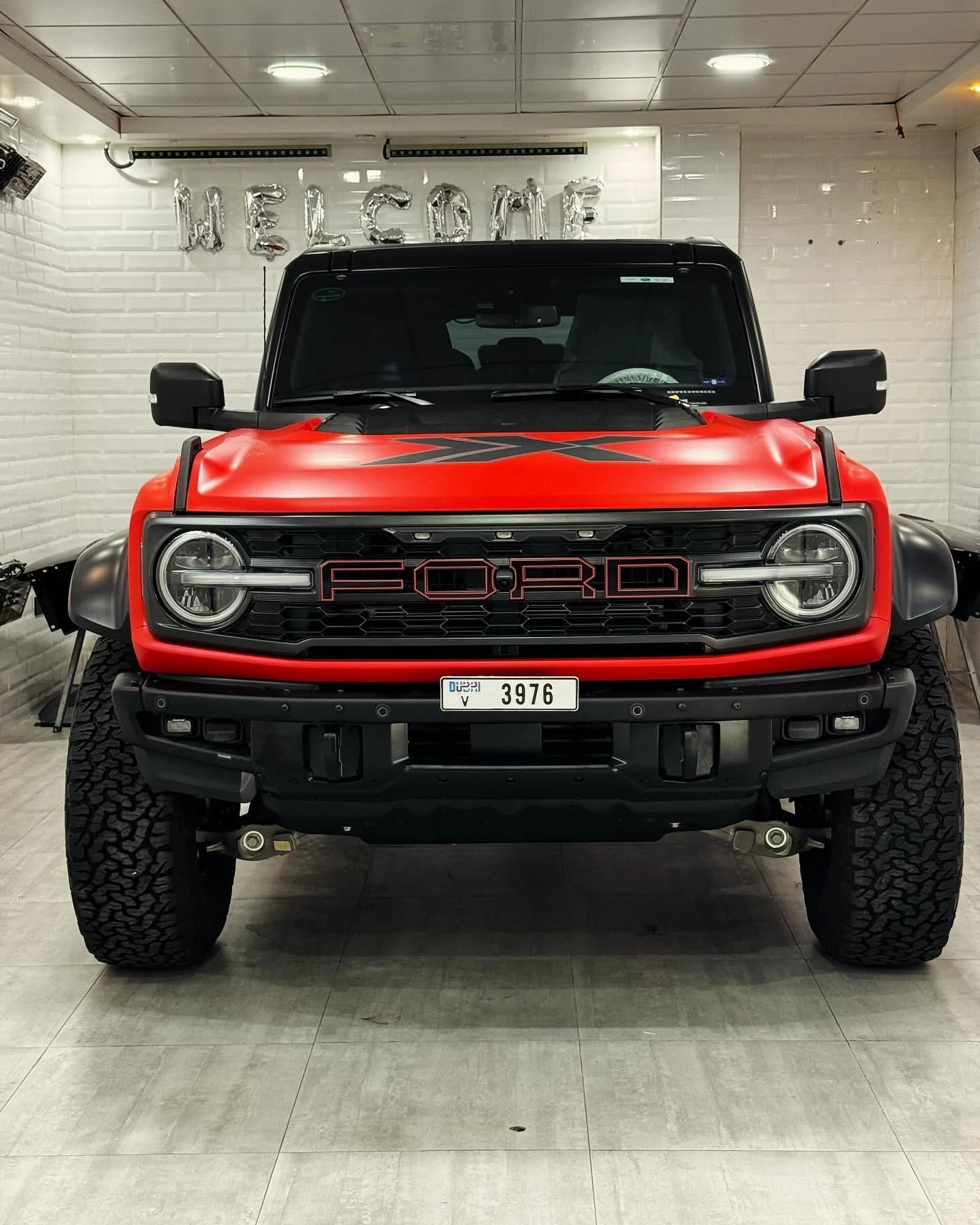 Dubai Bronco Raptor Delivered & Gets Custom Wrap w/ Graphics | Bronco6G ...