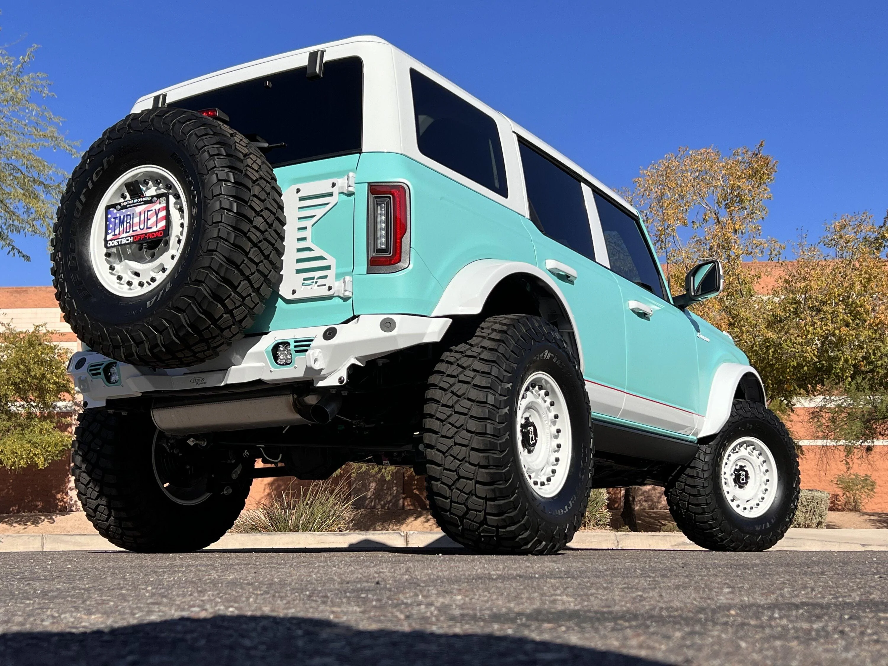 Full color change: Tiffany paint on retro Bronco build by Doetsch ...