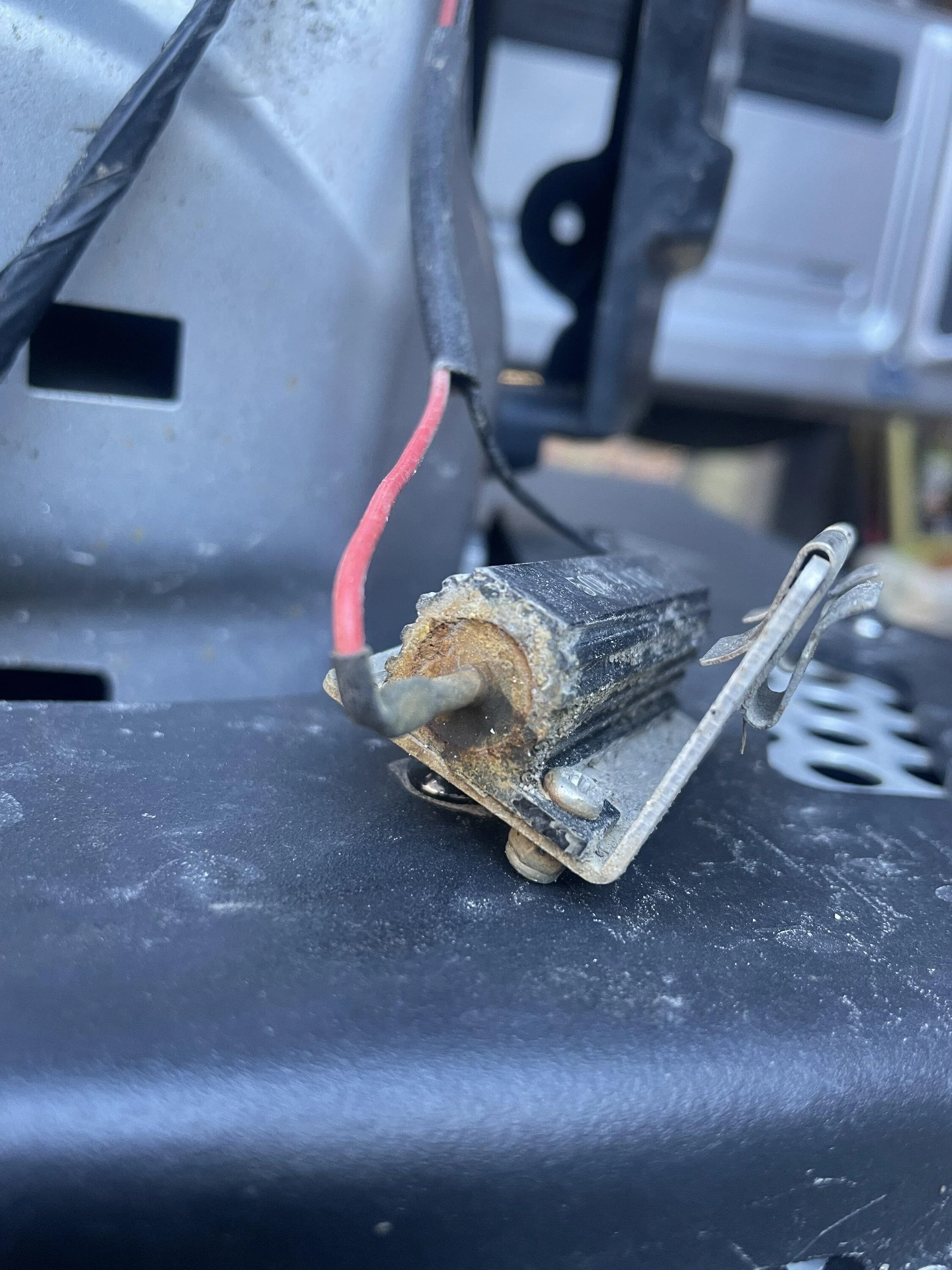 Seeking Electrical Advice - Corroded Resistors for Oracle Flush Tail ...