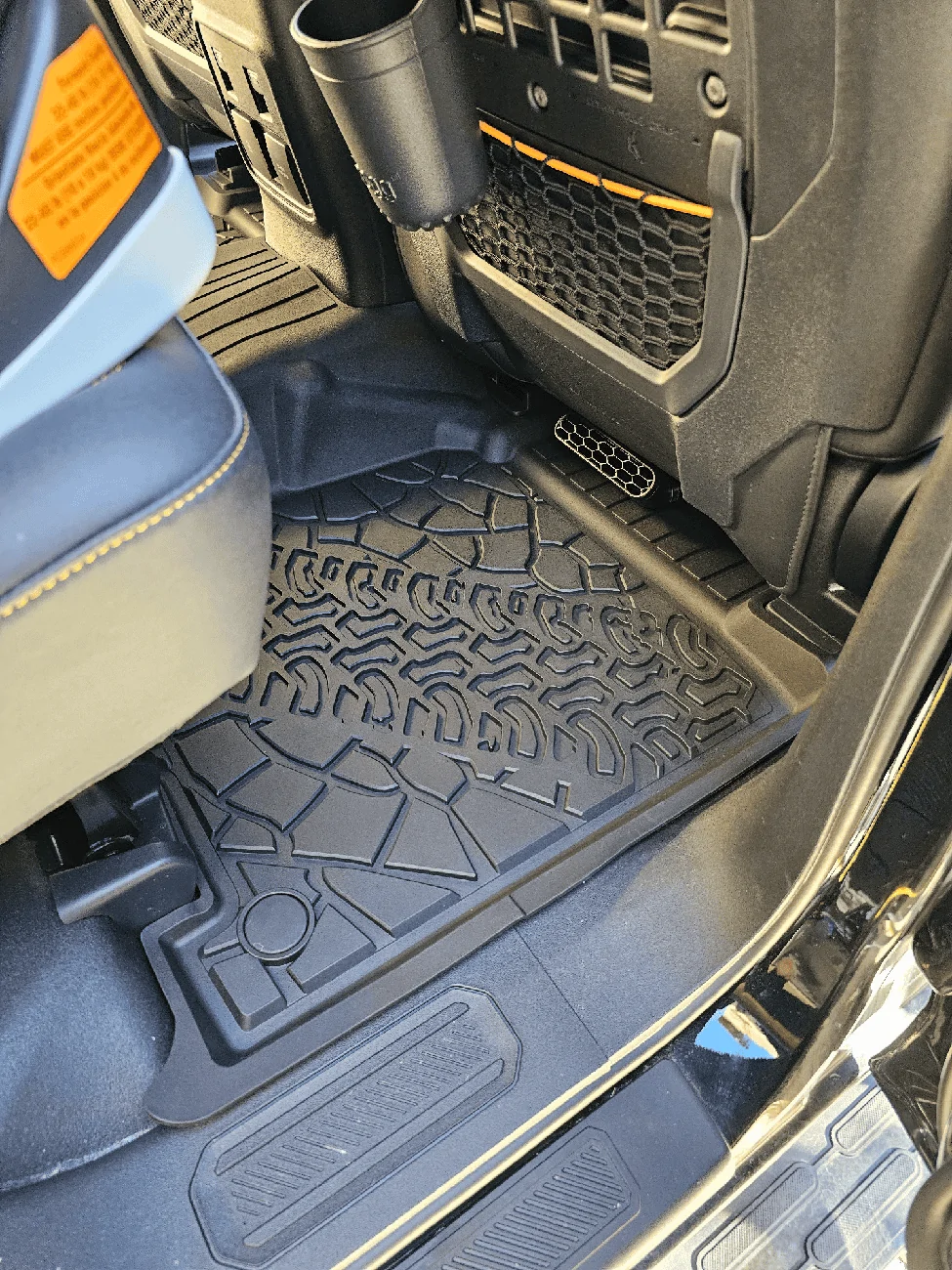 3W Floormat Review + Comparison vs Weathertech | Bronco6G - 2021+ Ford ...