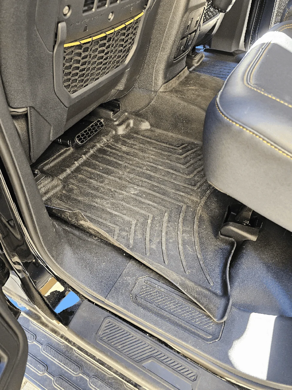 3W Floormat Review + Comparison vs Weathertech | Bronco6G - 2021+ Ford ...