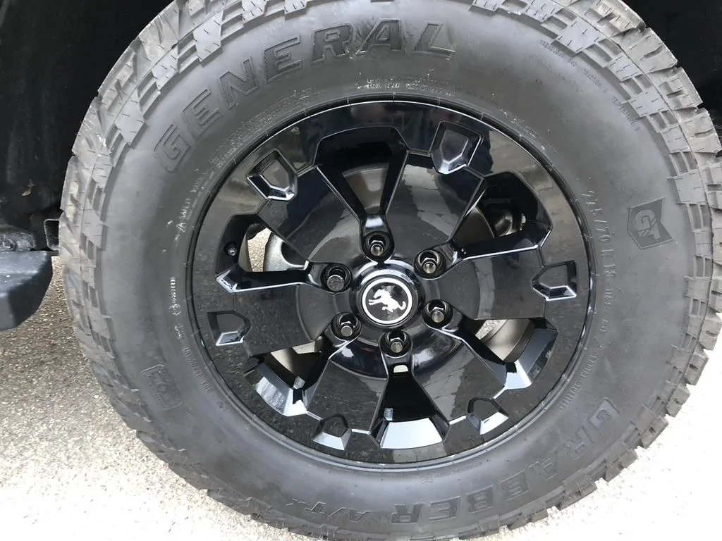 Anyone tried the look of ~2020 Ranger Lariat Wheels? | Bronco6G - 2021 ...