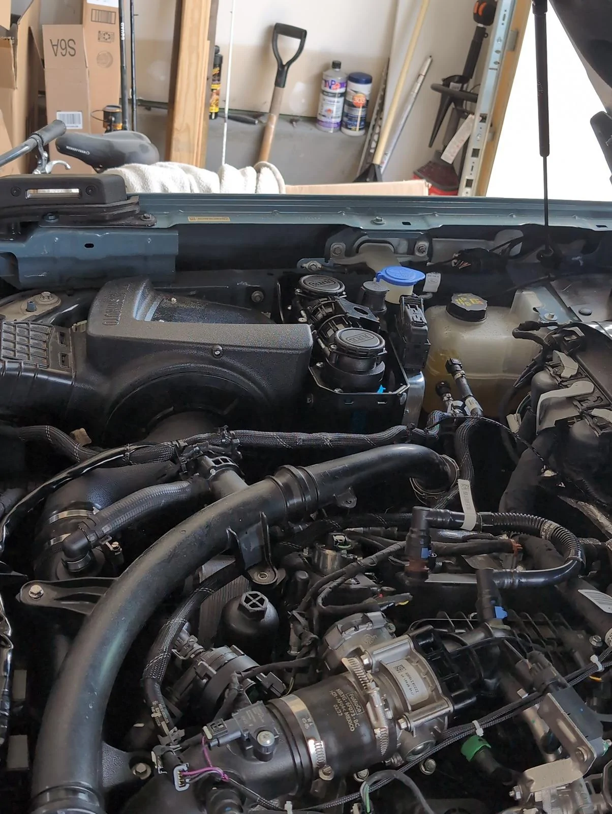 ARB Twin install with Exterior Air Chuck on fender flares | Bronco6G ...