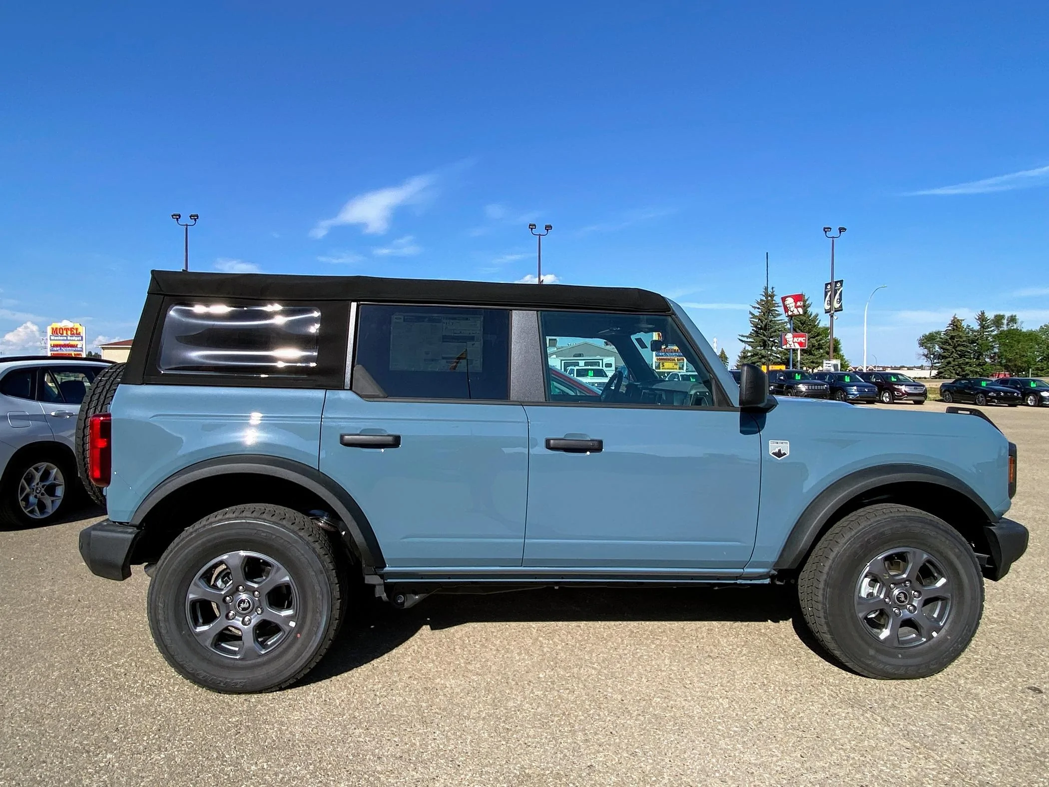 Canada - Alberta - Ford Bronco OEM Soft Top | Bronco6G - 2021+ Ford ...