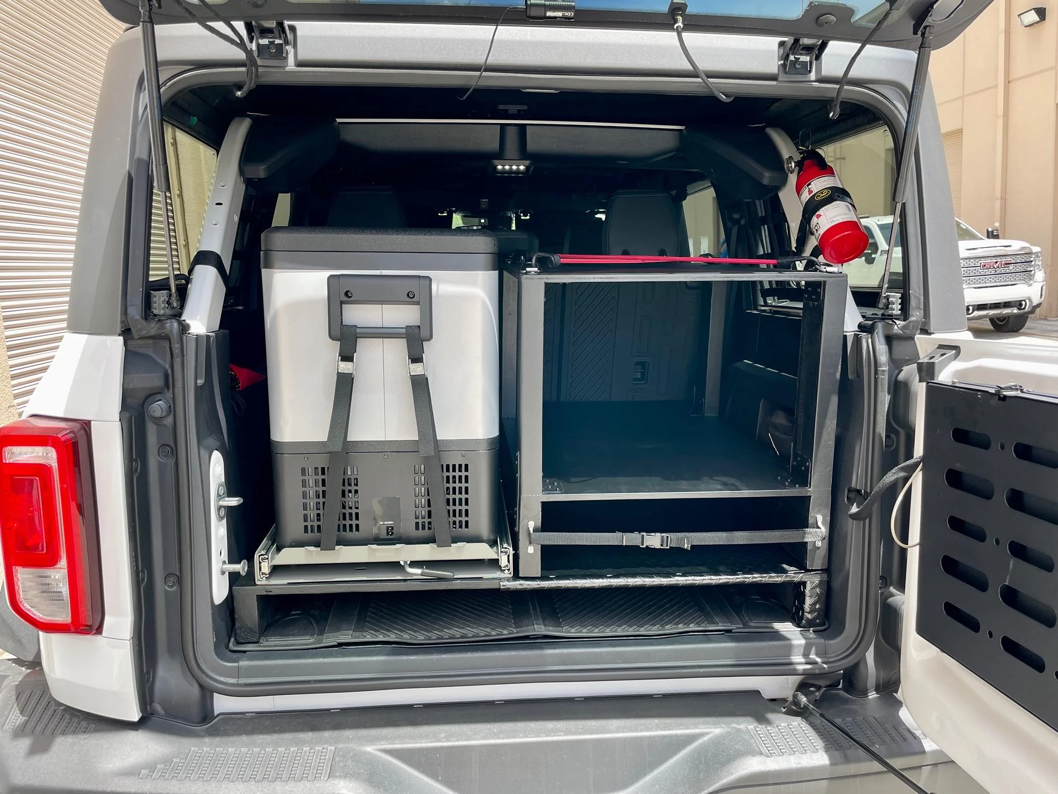 Florida - Ford Bronco 4-Door Camping Setup: 12V Fridge, Fridge Slider ...