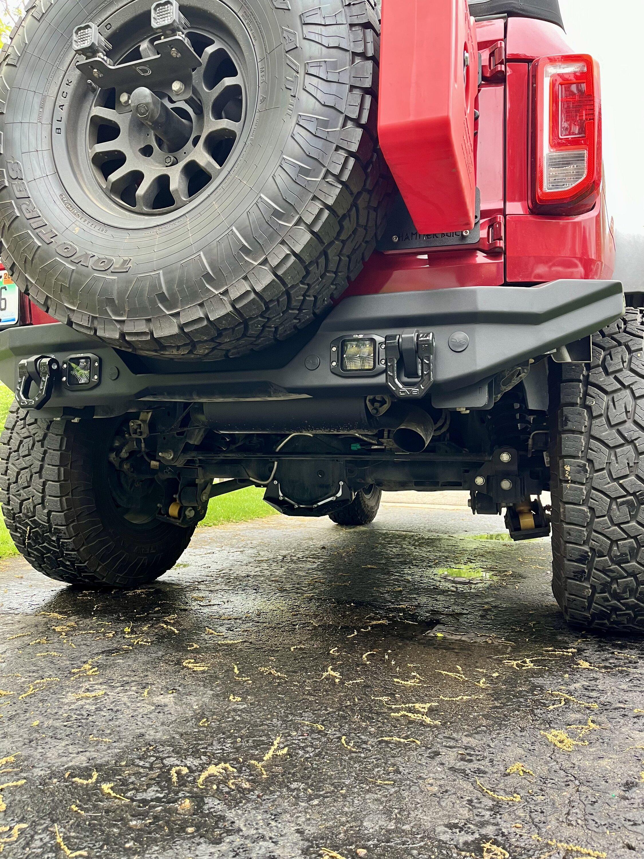 New Rear FS-15 SERIES DV8 bumper installed | Bronco6G - 2021+ Ford ...