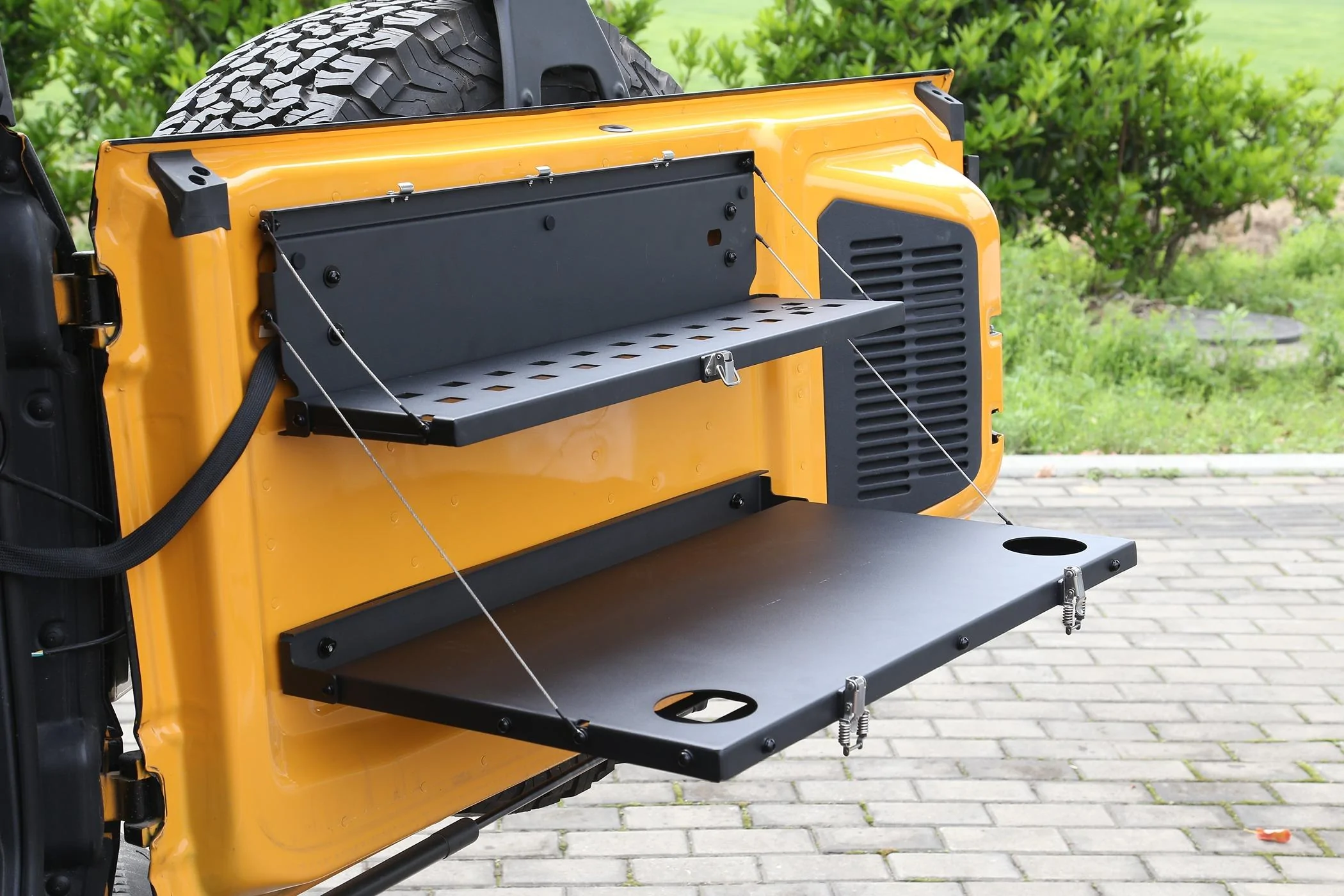 New Product Promotion: Mabett Upgraded Tailgate Table for Ford Bronco ...