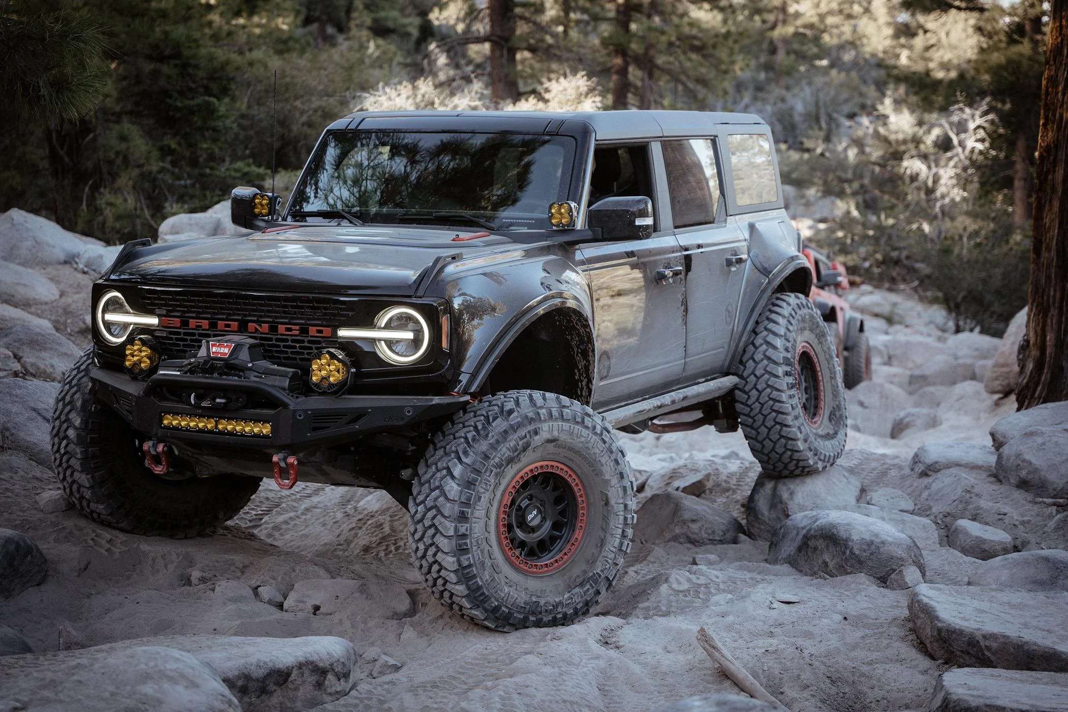 Ford Bronco Raptor and 2 APG ProRunners Take on Gold Mountain ...