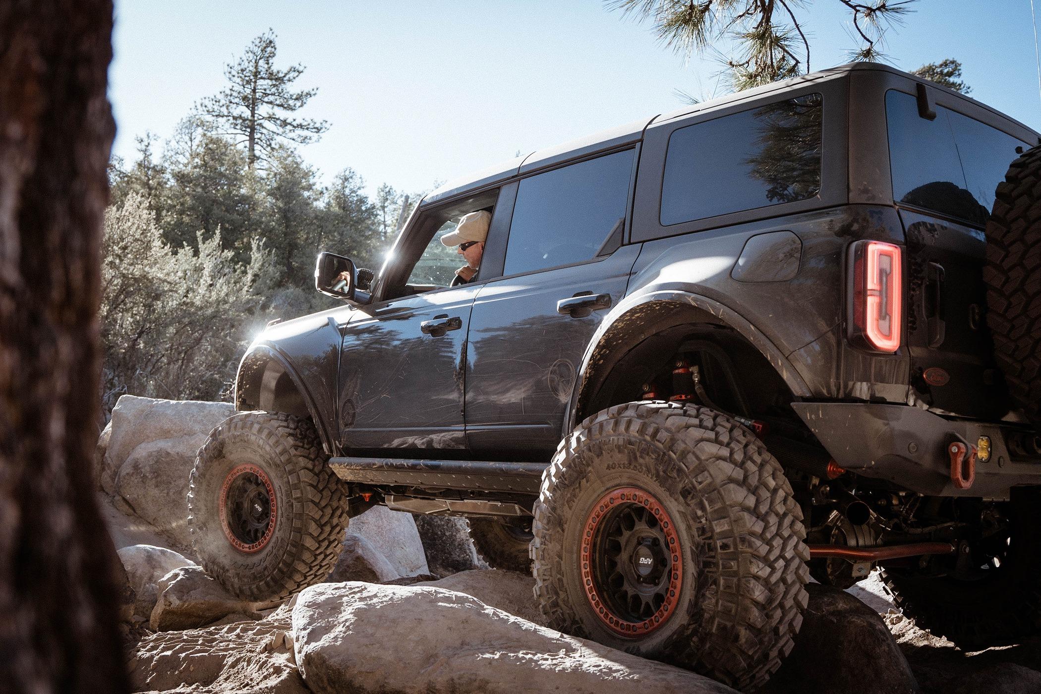 Ford Bronco Raptor and 2 APG ProRunners Take on Gold Mountain ...