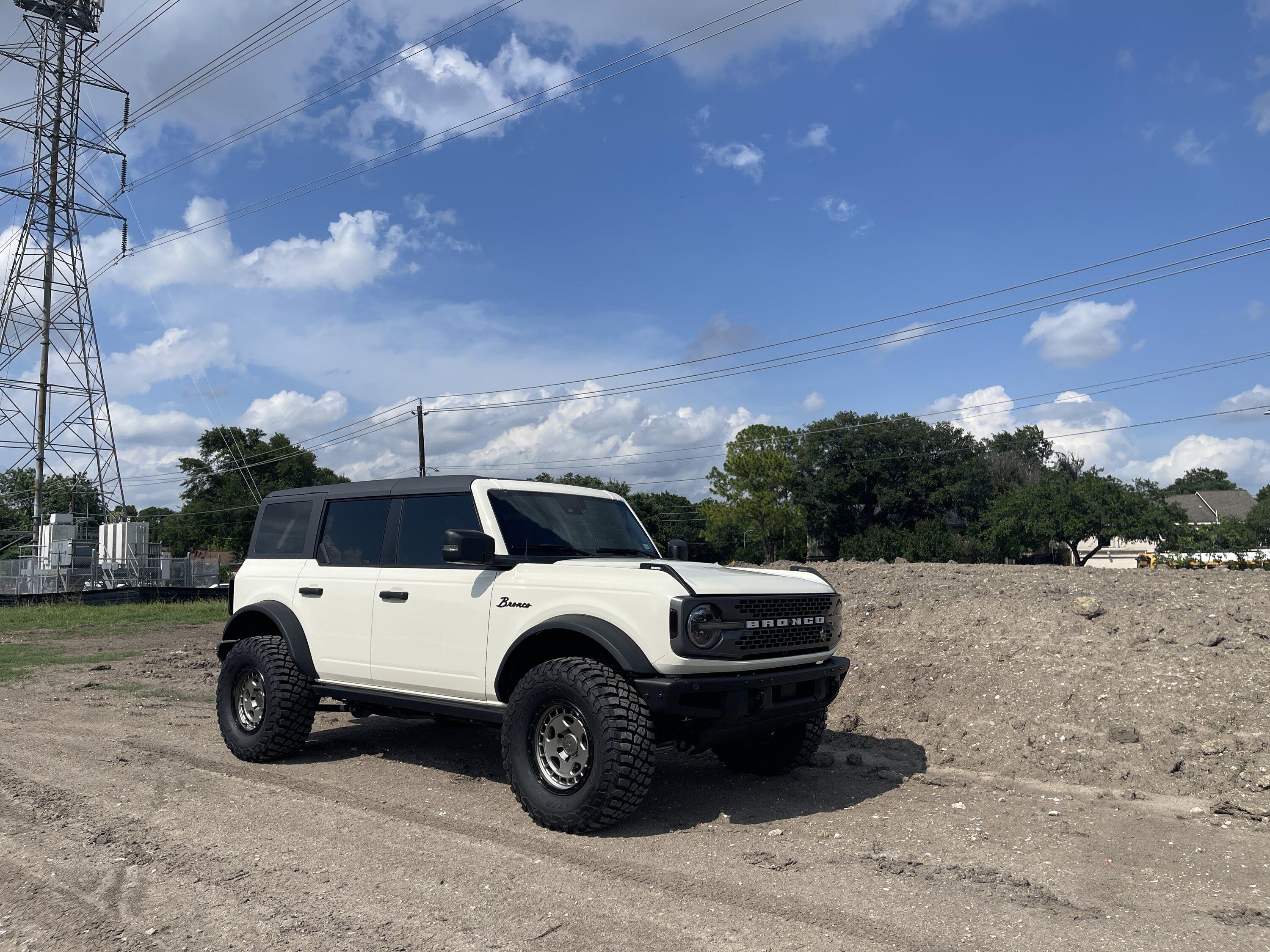 Wimbledon White Bronco wrap: the first and only. | Bronco6G - 2021 ...