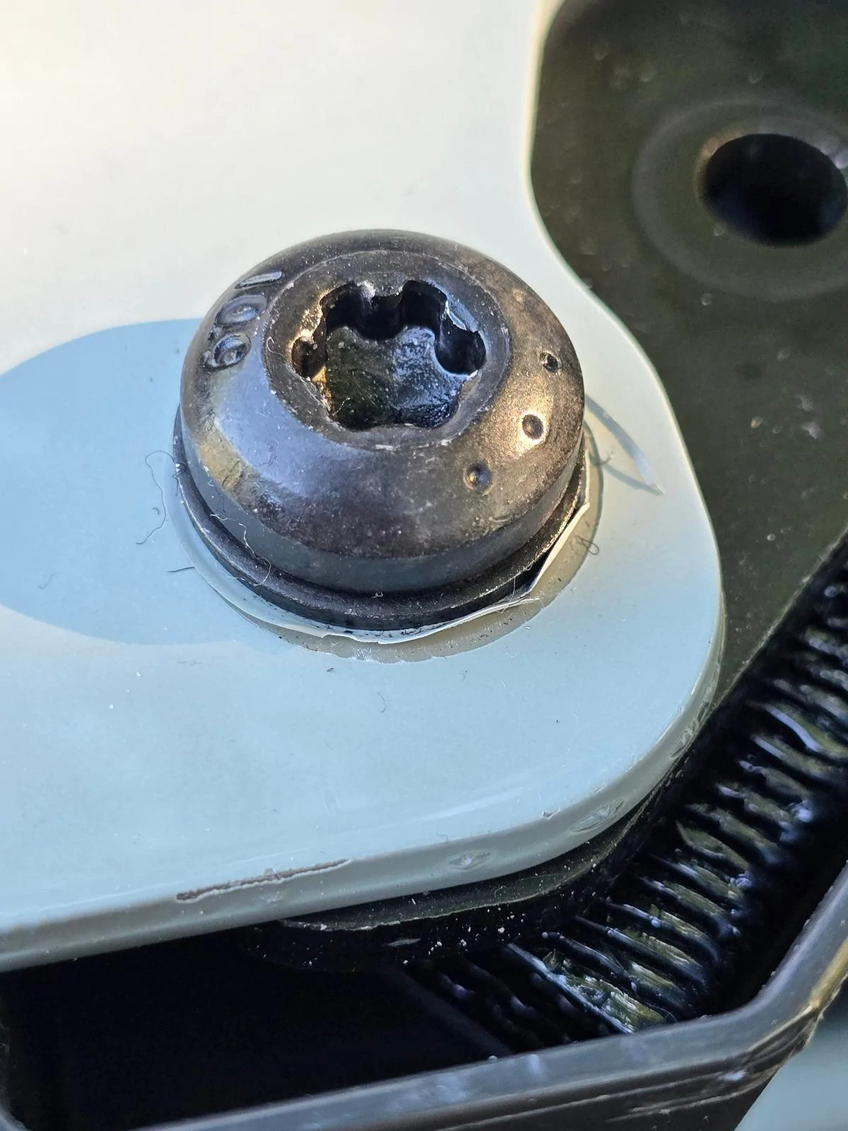 Paint chipping under bolts for hard top mounting points | Bronco6G ...