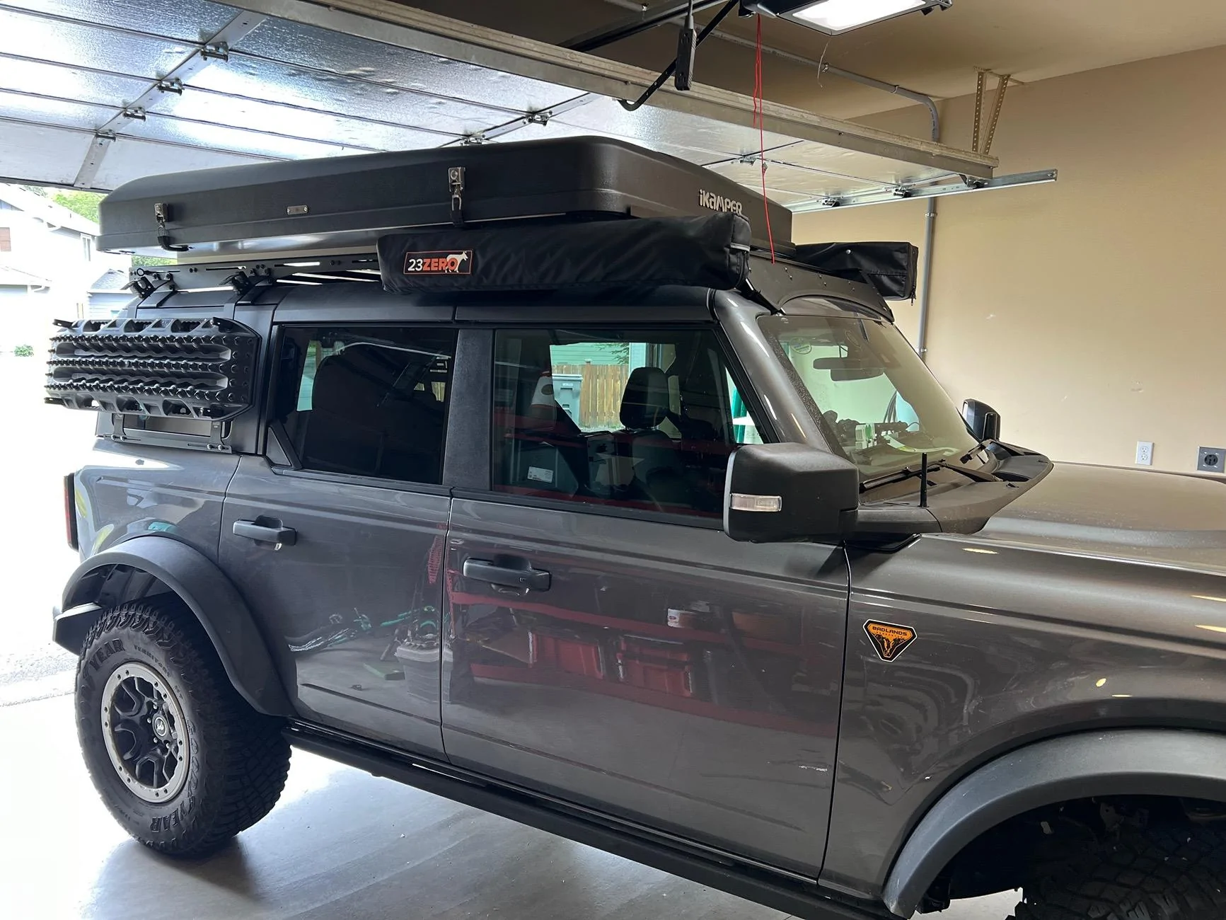 270 Awning Mounting with folding tent (non wedge style). Post yours ...