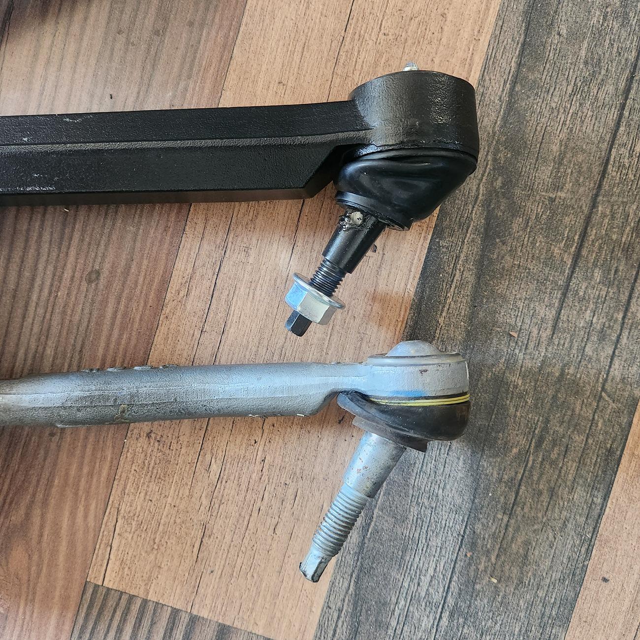 RC Rough Country Tie Rods vs. Ford OEM | Bronco6G - 2021+ Ford Bronco ...