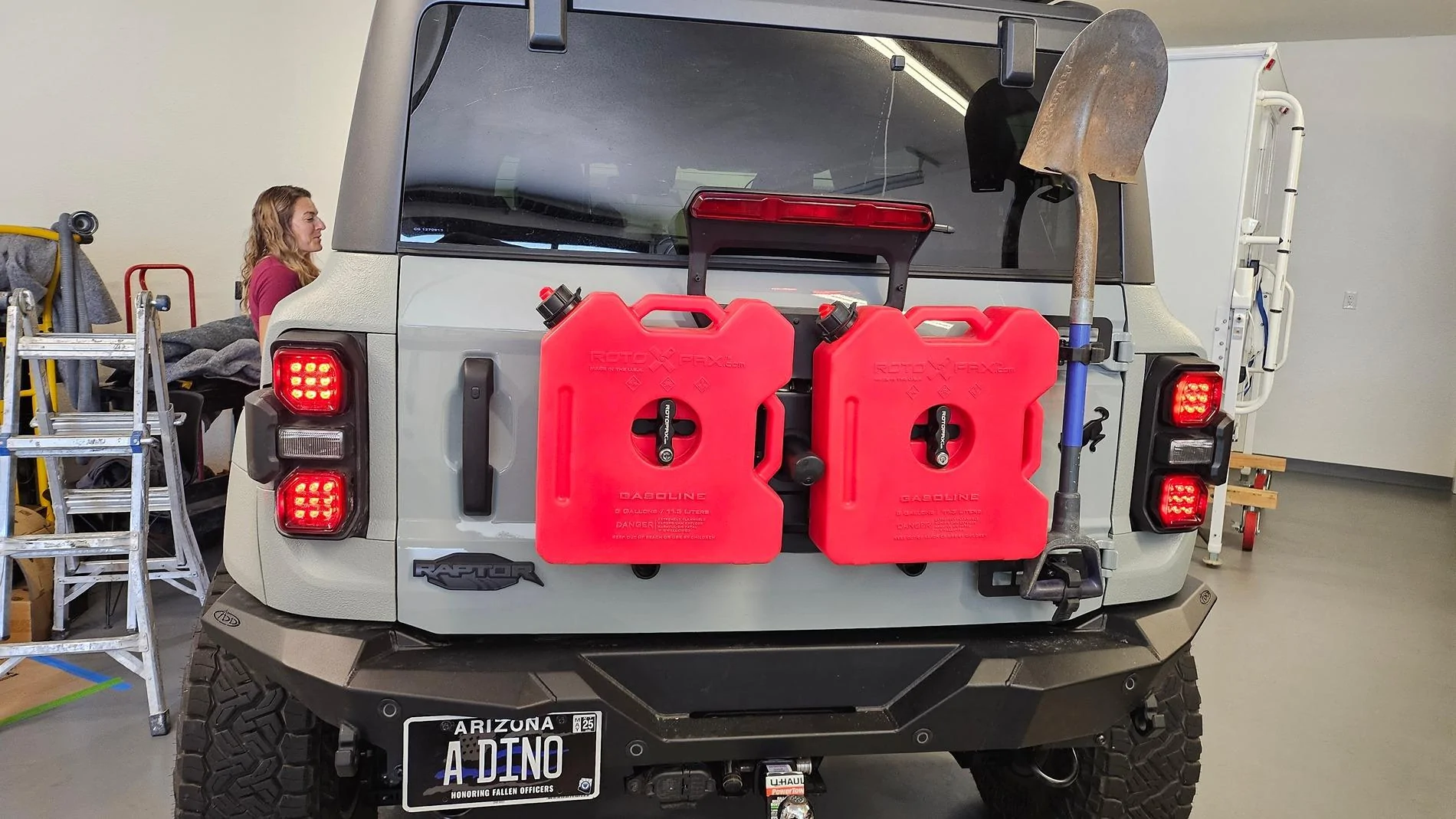 Jerry can mounts on tailgate ideas? | Bronco6G - 2021+ Ford Bronco ...