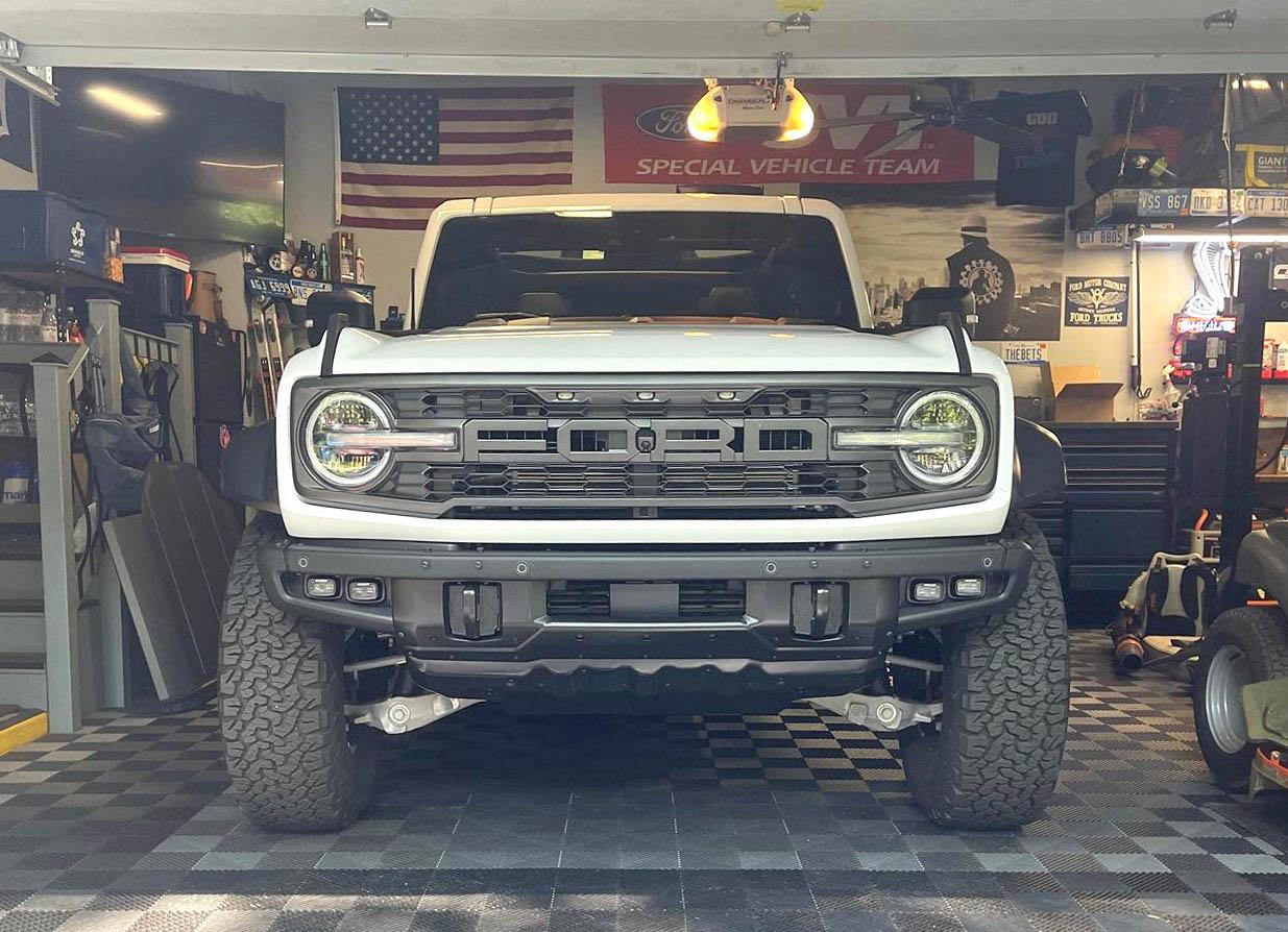 Fixed the front end... blacked out Bronco Raptor skid plate & bumper ...