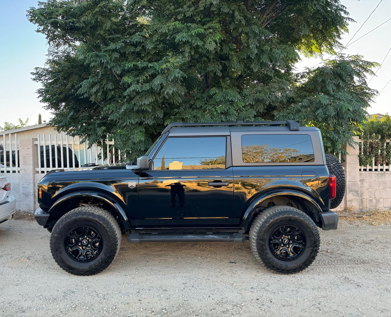 Bronco 2 Door Big Bend gets Fox HOSS 3.0 Suspension installed ...