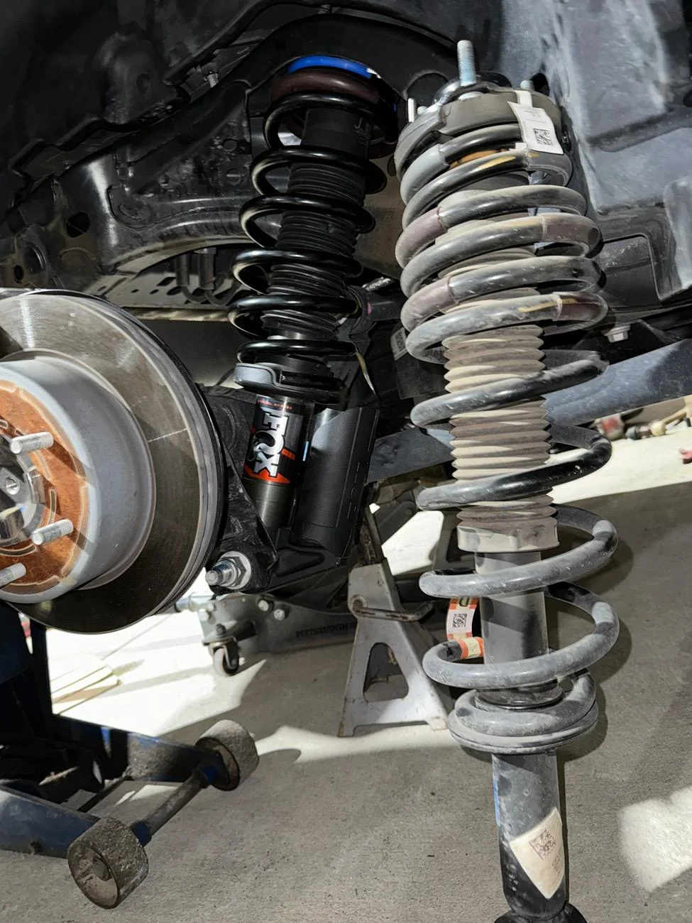 Bronco 2 Door Big Bend gets Fox HOSS 3.0 Suspension installed ...