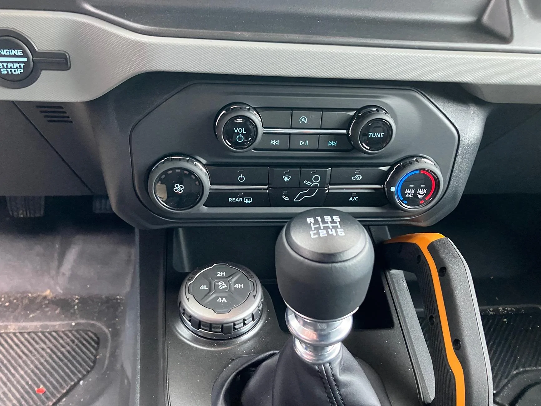 2022 Ford Bronco Manual Transmission