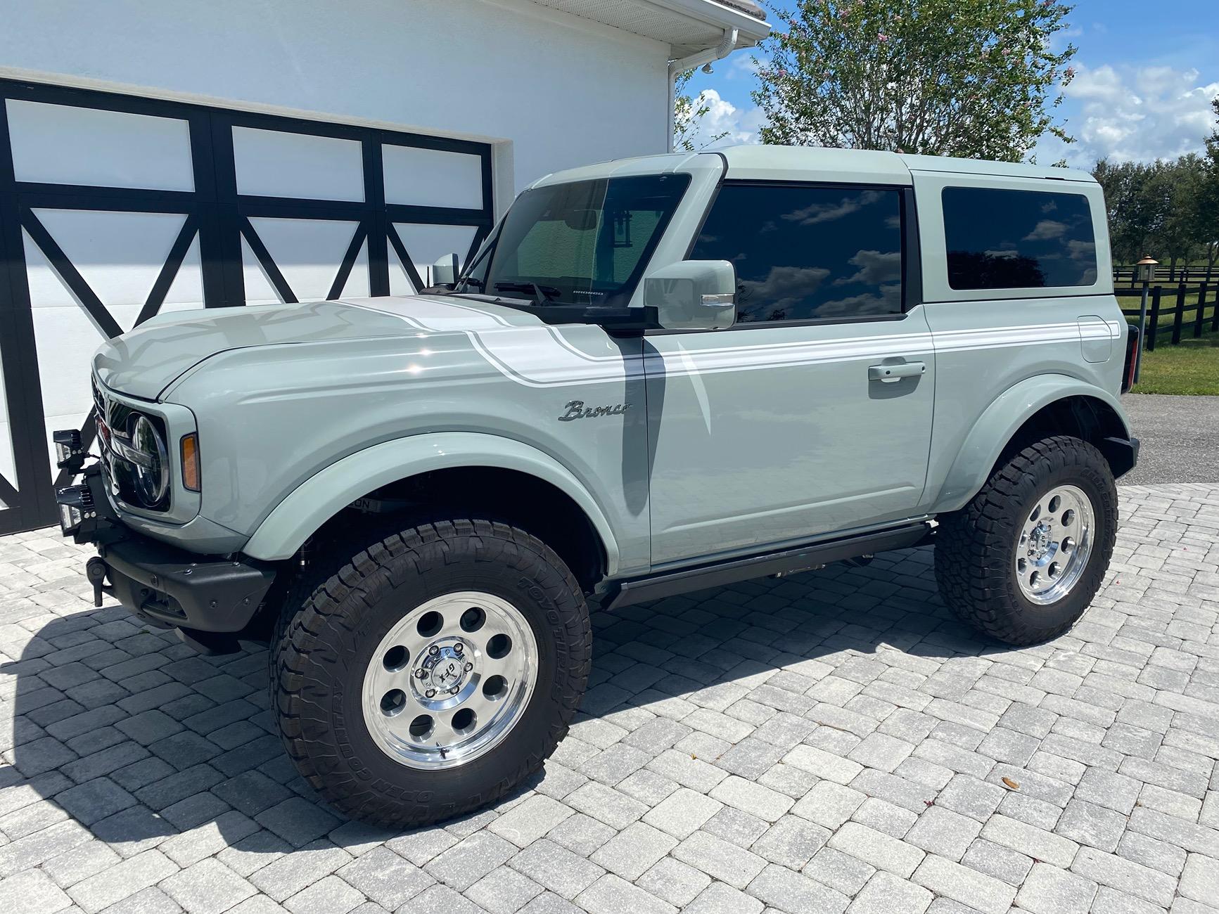 Color-Matched Hardtop 2025 Bronco Spotted in the Wild | Bronco6G - 2021+ Ford Bronco & Bronco ...