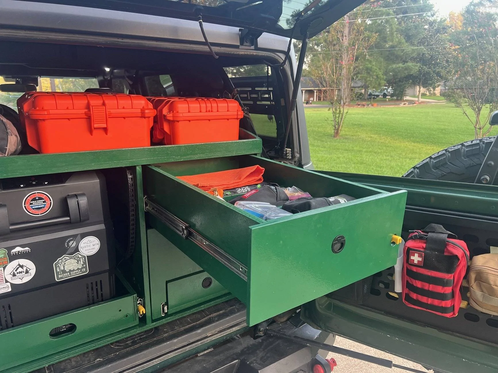 DIY rear "kitchen" and storage drawers unit for the Bronco | Bronco6G ...