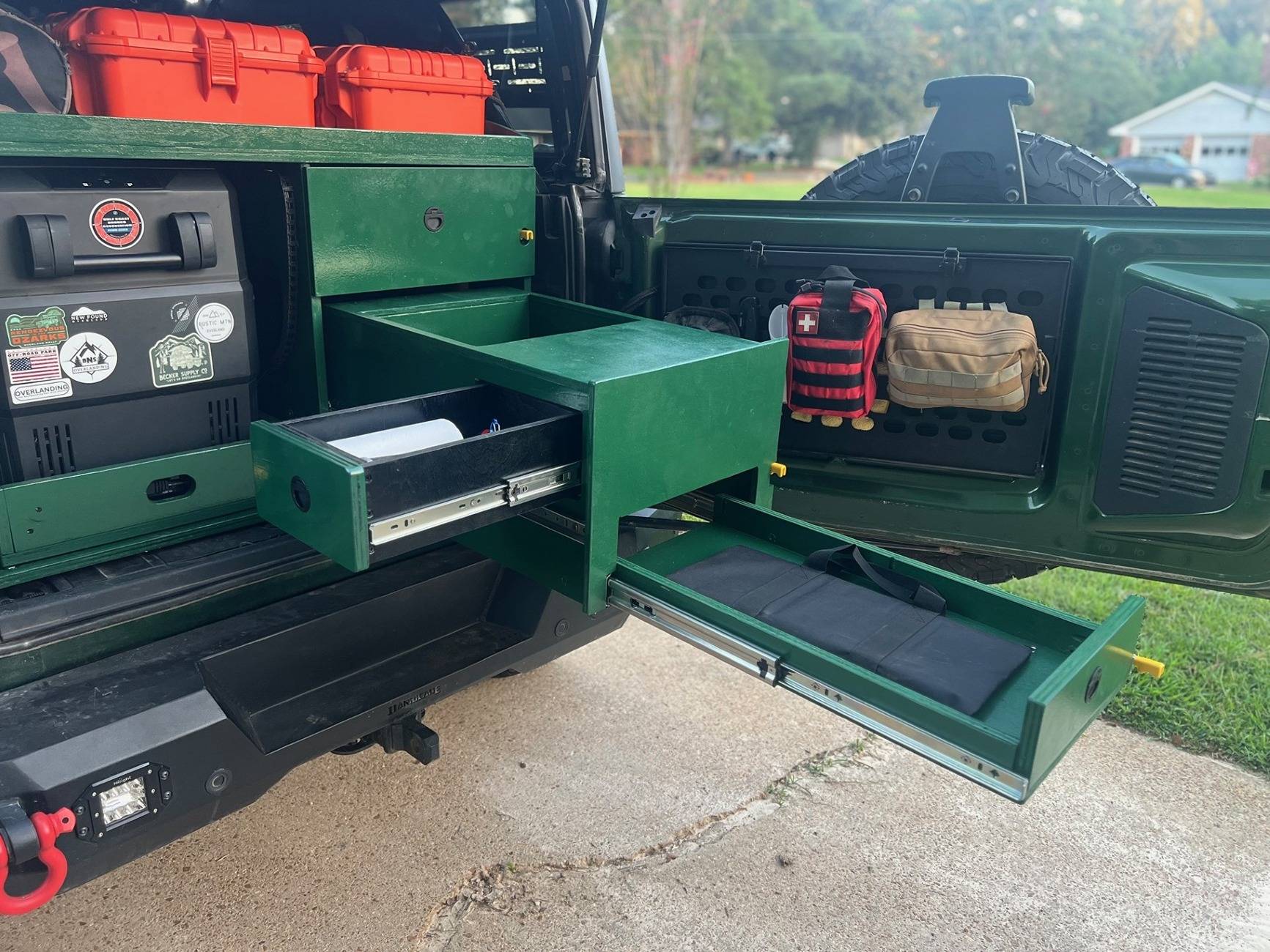 DIY rear "kitchen" and storage drawers unit for the Bronco | Bronco6G ...