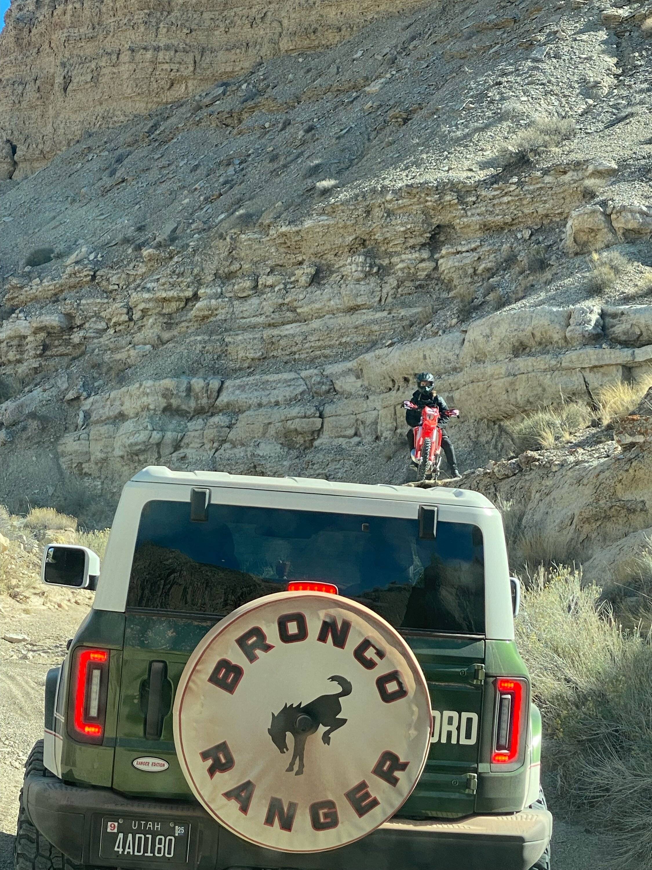 Behind the Reef Trail @ San Rafael Swell Utah (Near Moab) | Bronco6G ...