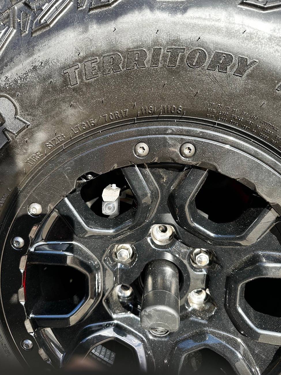 Wolfbox vs Acumen | Bronco6G - 2021+ Ford Bronco & Bronco Raptor Forum ...