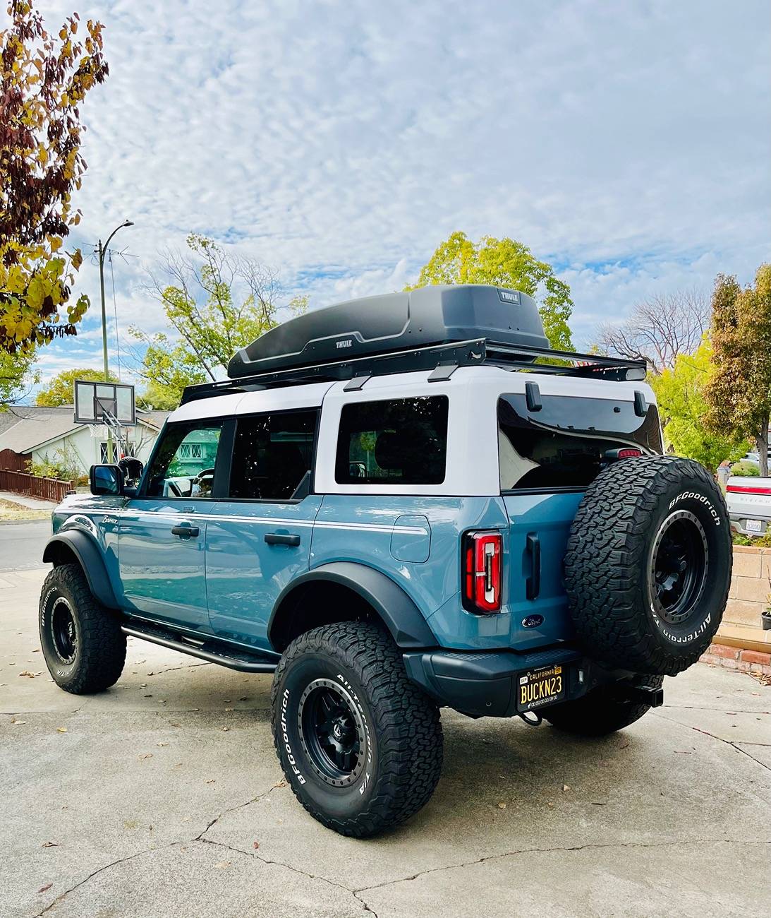 Thule Force XT XL on Trailrax Roof Rack | Bronco6G - 2021+ Ford Bronco ...
