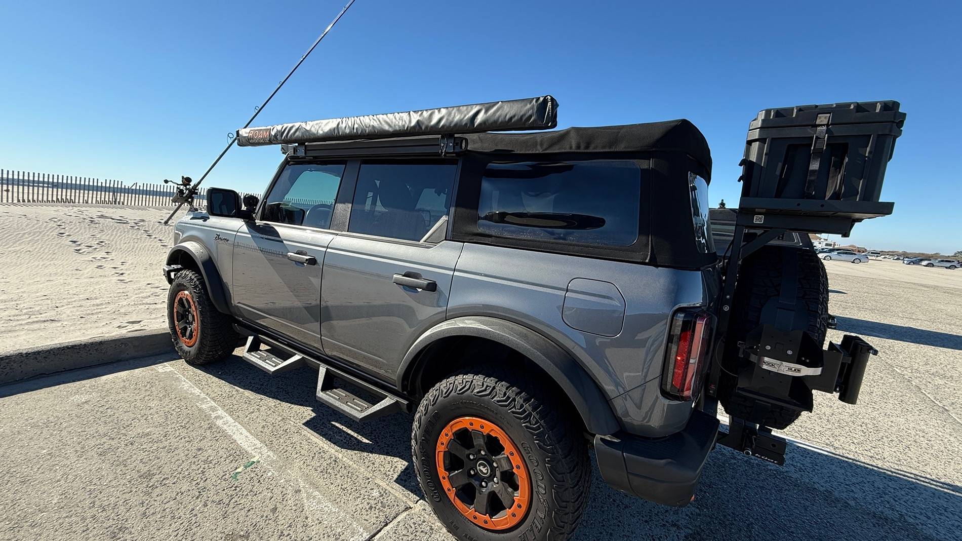 Aftermarket roof racks | Bronco6G - 2021+ Ford Bronco & Bronco Raptor ...
