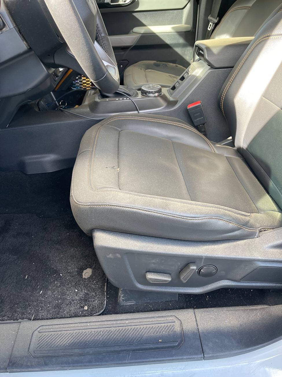 Drivers side window came out of the track | Bronco6G - 2021+ Ford ...