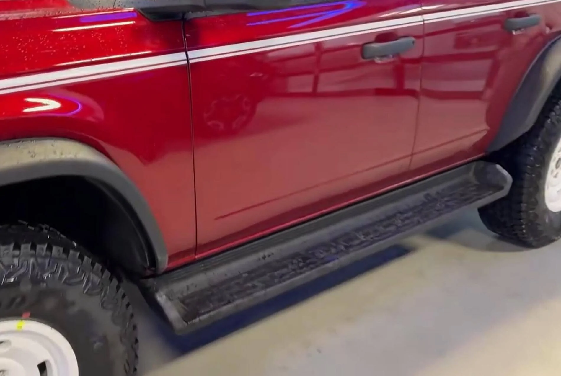 First look at Ruby Red 2025 Bronco Heritage Edition! | Page 2 | Bronco6G - 2021+ Ford Bronco ...