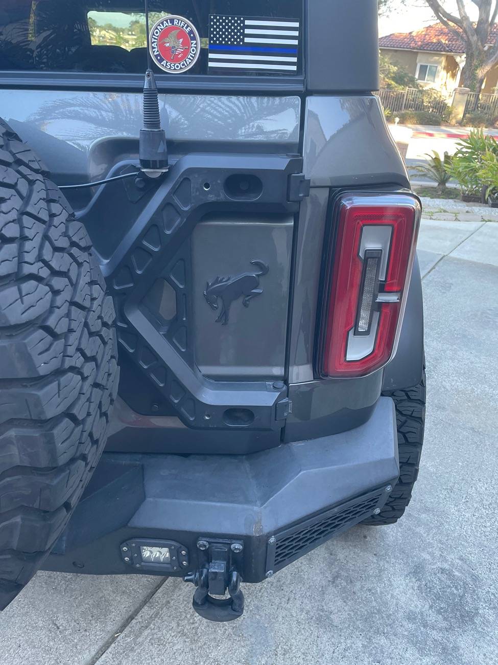 RTR Jerry Can Mount on IAG X-Brace with Wavian Jerry Cans | Bronco6G ...
