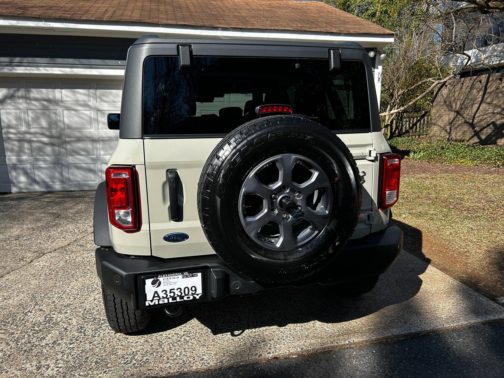 2025 Desert Sand first look at dealership | Page 11 | Bronco6G - 2021 ...