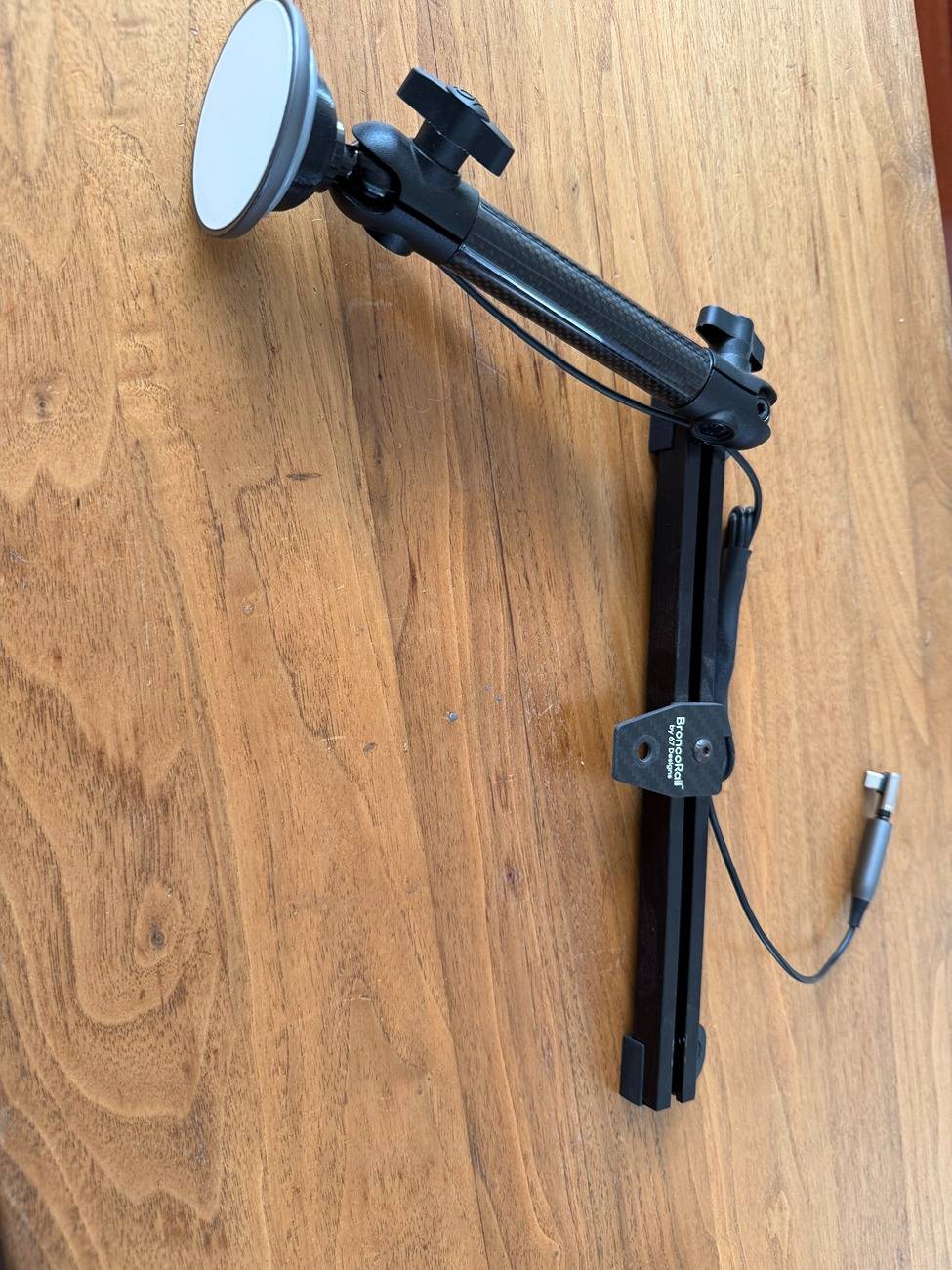 California - Customized Magsafe iPhone Holder - half rail from ...