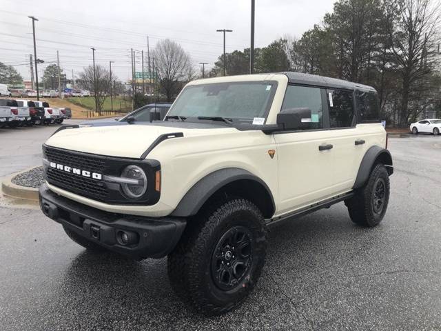 Desert Sand Bronco Club | Bronco6G - 2021+ Ford Bronco & Bronco Raptor ...