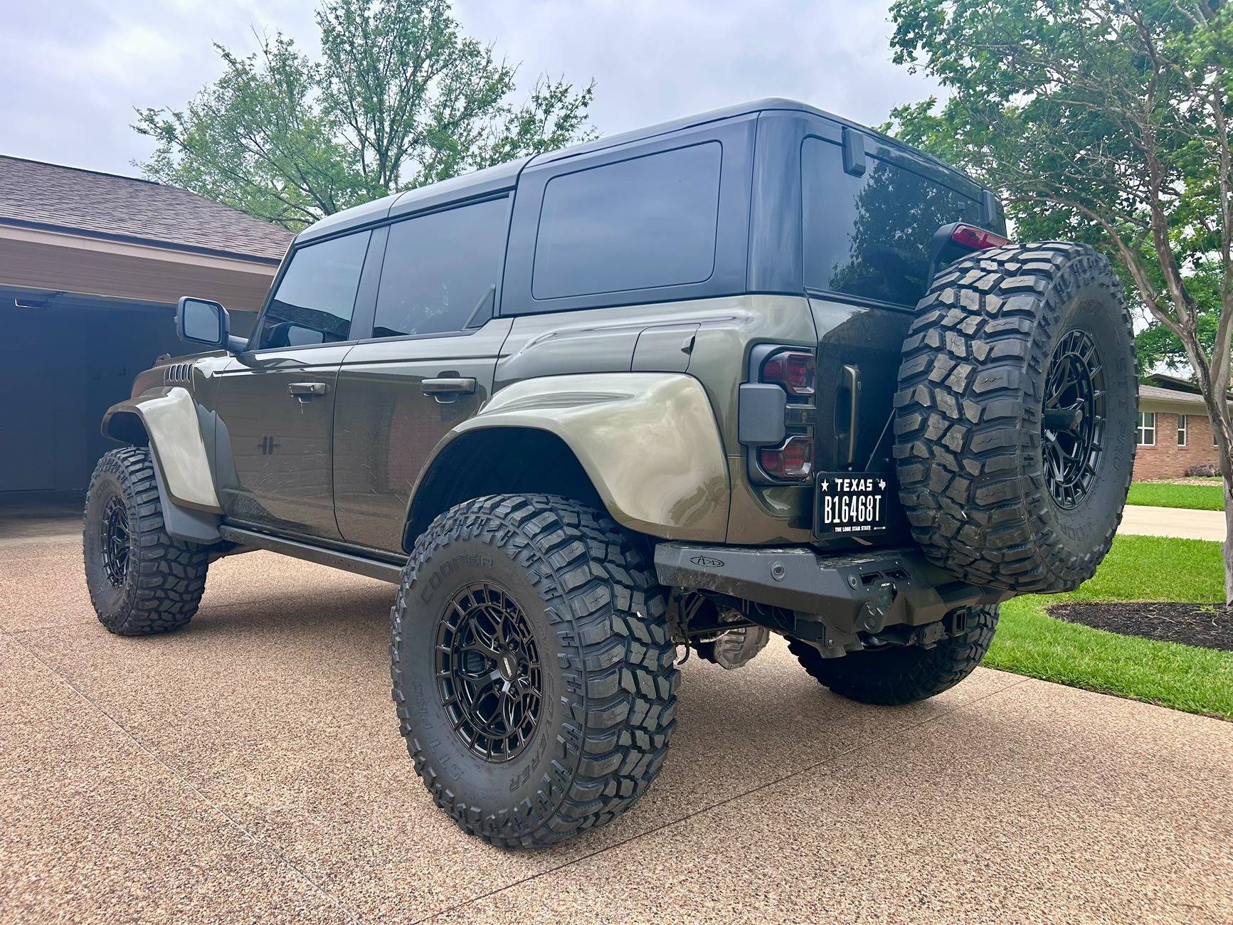Custom Hood Scoop/Vent | Bronco6G - 2021+ Ford Bronco & Bronco Raptor ...