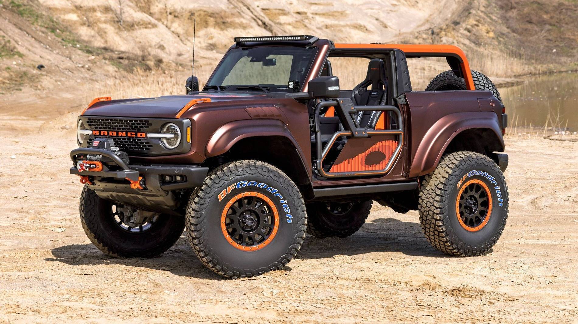 Ford Bronco 2-Door Raptor? Cliffhanger Project Vehicle In Moab ...