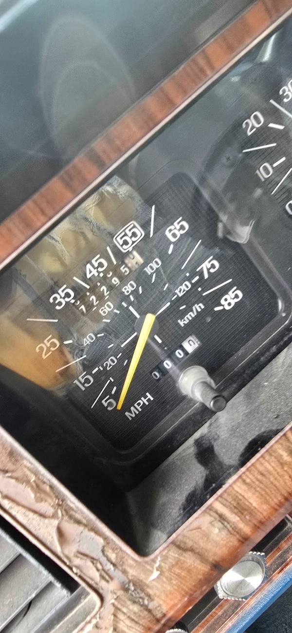 Michael Galvan | In Loving Memory – 1984 Bronco Bullnose 4x4 XLT 351 ...