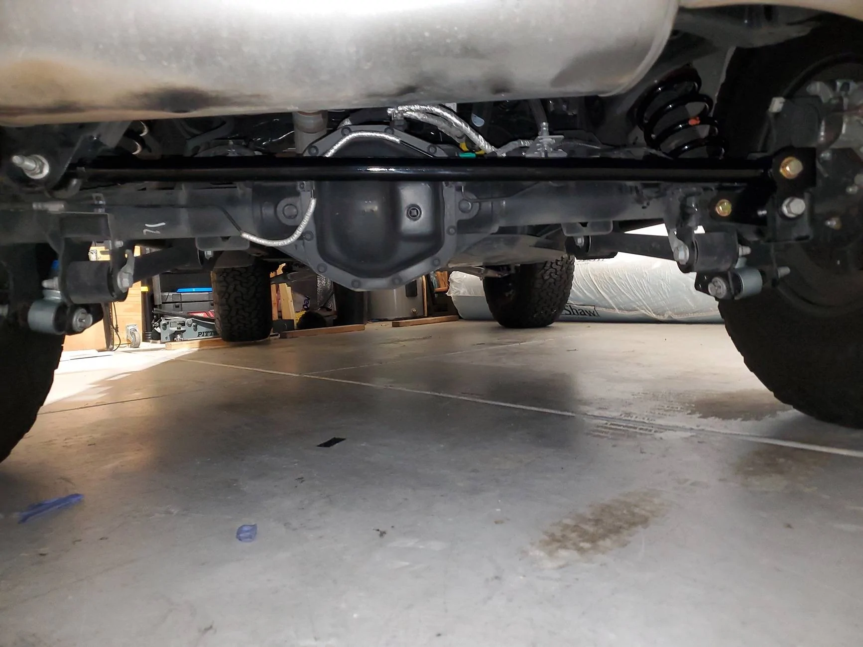 Rear track bar drop/relocation bracket necessary for 3" lift ...