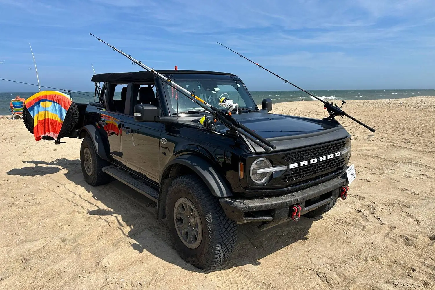 Beach Ready Bronco Mod: Fender-Mounted Lockable Fishing Rod Holders ...