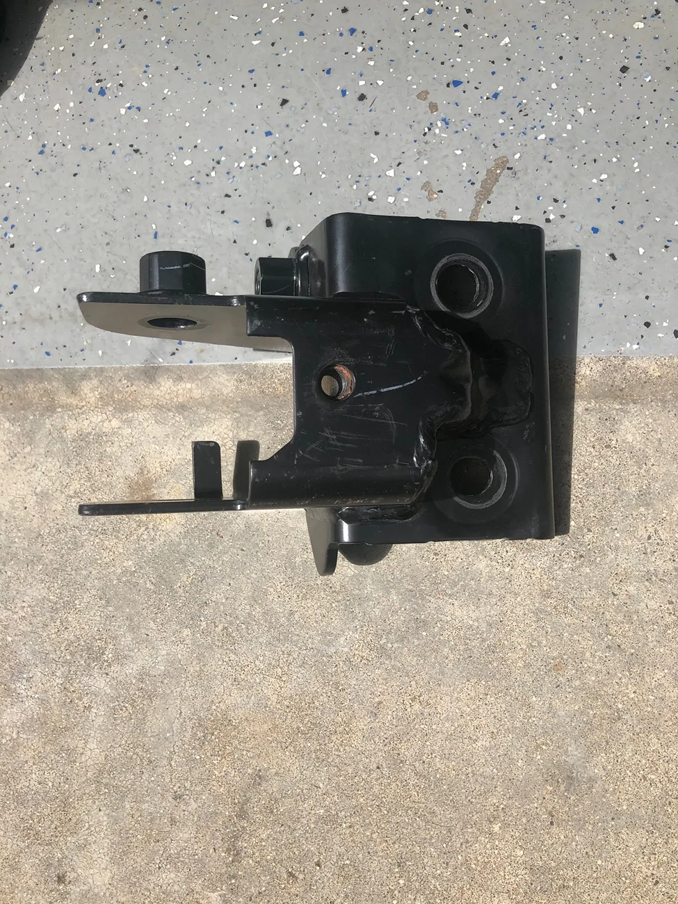 Unknown bracket | Bronco6G - 2021+ Ford Bronco & Bronco Raptor Forum ...