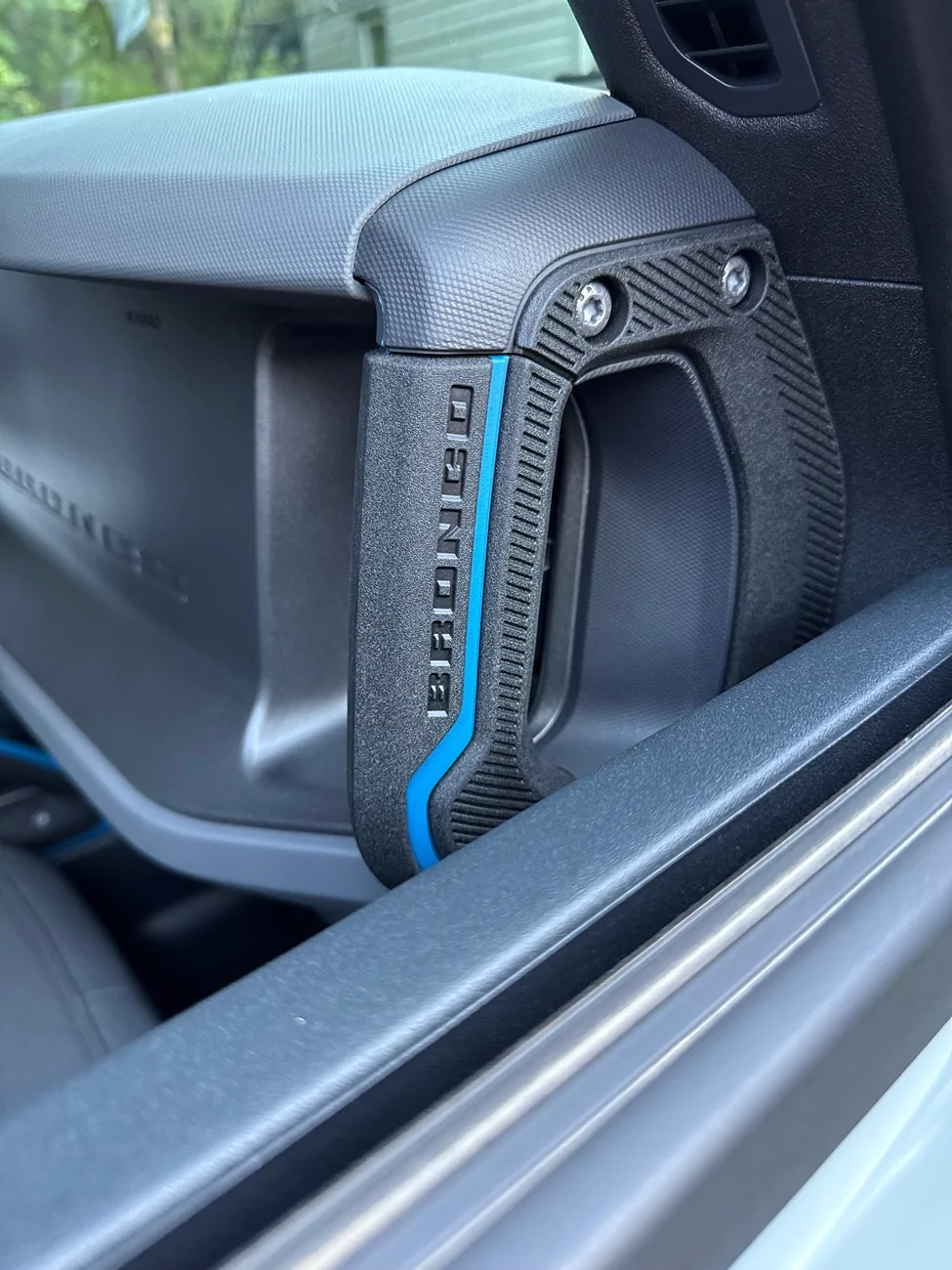 Michigan - Looking to trade/buy orange interior grab handles | Bronco6G ...