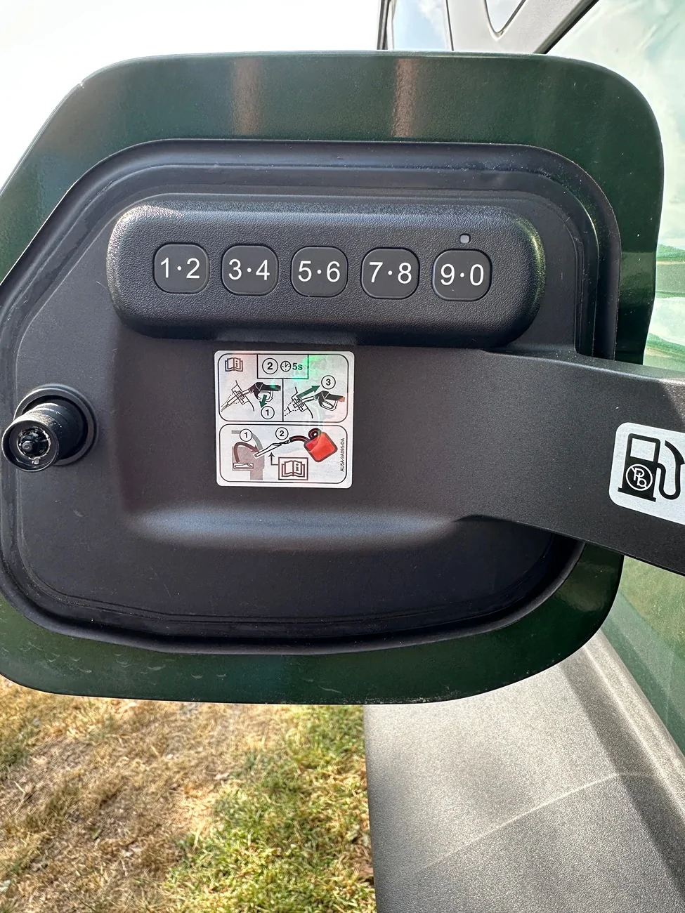 Braptor keypad on inside of fuel lid? | Bronco6G - 2021+ Ford Bronco ...