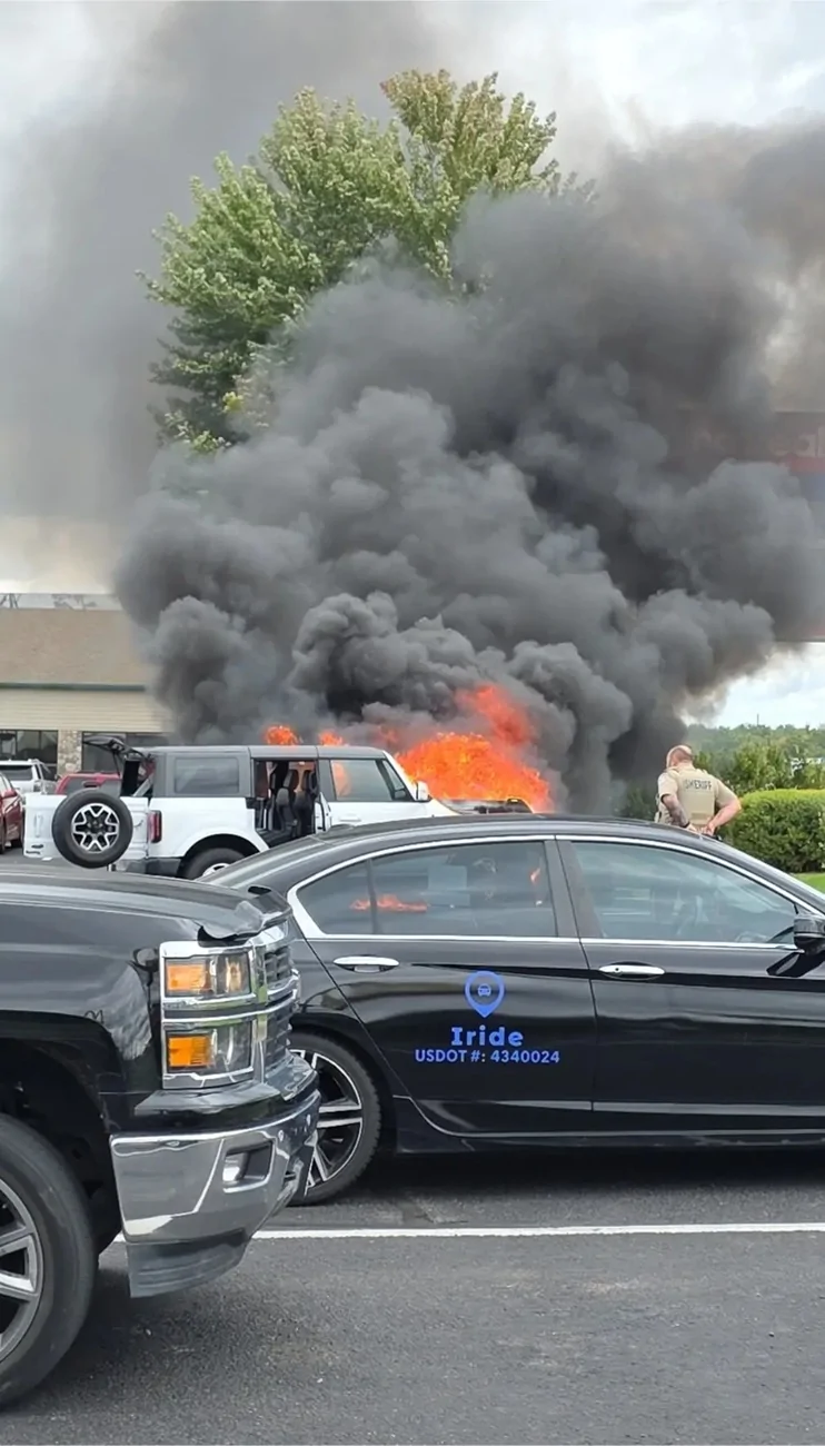 My 2025 Bronco Outer Banks caught on fire - burned down to shell ...