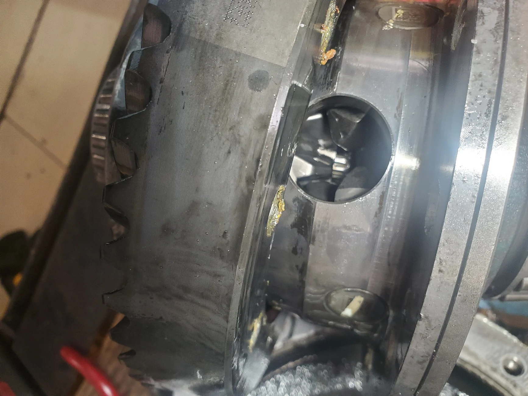 Trail fixing snapped front axles: | Bronco6G - 2021+ Ford Bronco ...