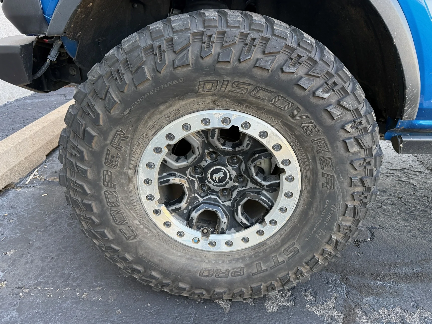 Salvage 2 Door Badlands Gets a Second Life. Restoration & Modified ...