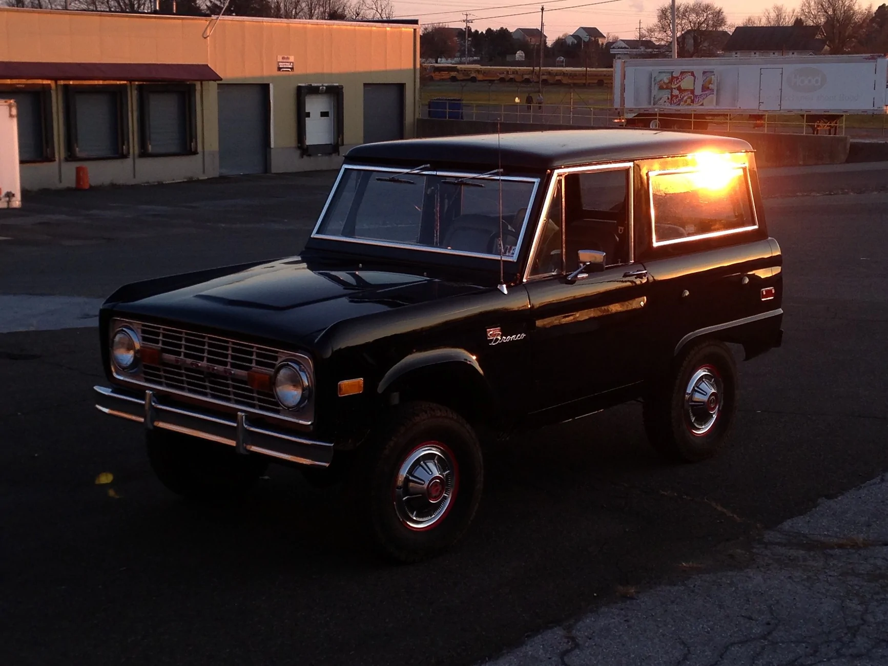 Okay the color match roof is dope | Bronco6G - 2021+ Ford Bronco ...